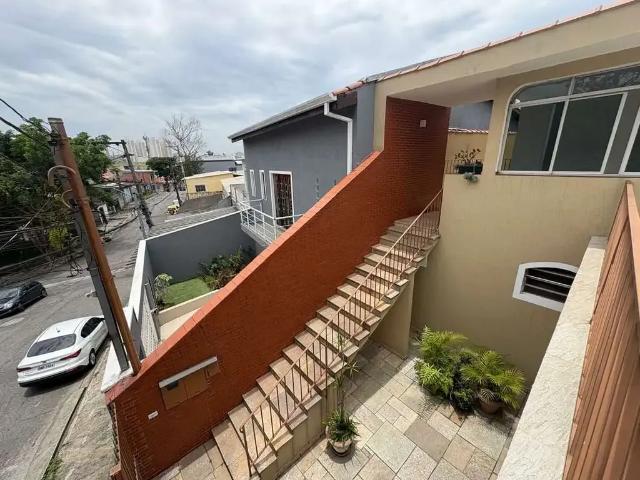Casa / Sobrado para Locação em São Paulo/SP Jardim São Jorge Raposo Tavares 3 Quartos