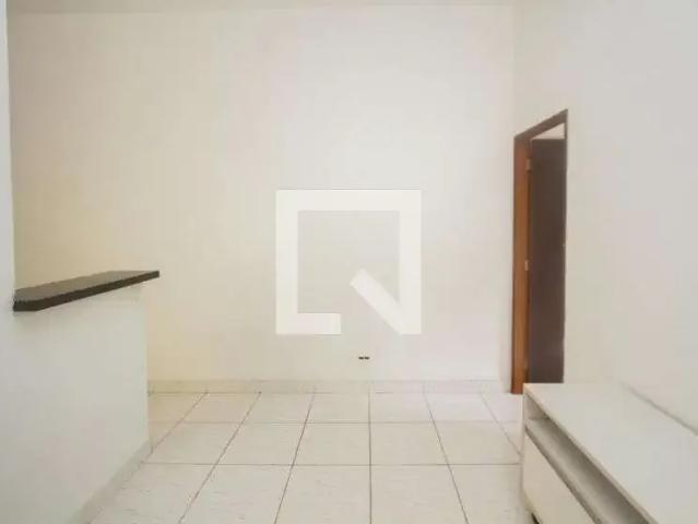 Casa / Sobrado para Locação em São Paulo/SP Jardim São Luís 2 Quartos