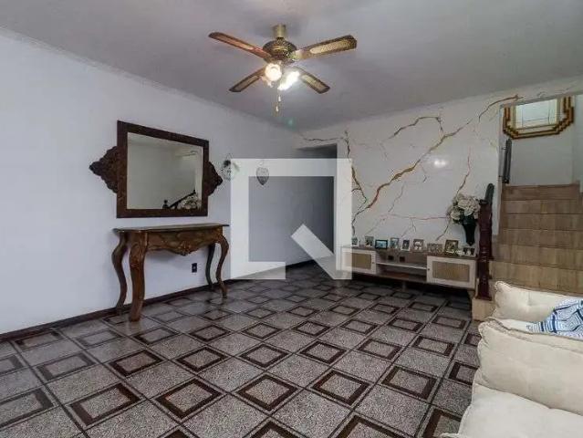 Casa / Sobrado para Locação em São Paulo/SP Jardim São Luís 3 Quartos