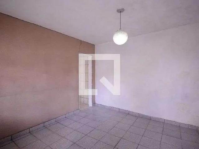 Casa / Sobrado para Locação em São Paulo/SP Jardim Santa Emília 2 Quartos