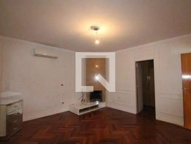 Casa / Sobrado para Locação em São Paulo/SP Jardim Taboão 4 Quartos