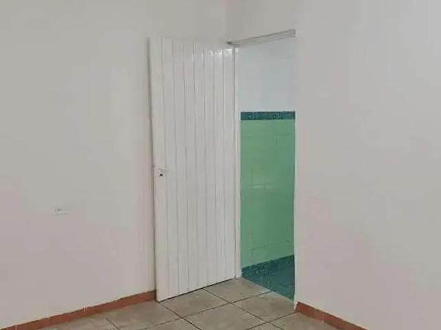 Casa / Sobrado para Locação em São Paulo/SP Jardim Teresa 1 Quartos