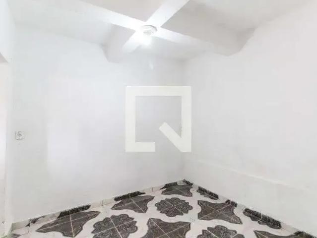 Casa / Sobrado para Locação em São Paulo/SP Lajeado 1 Quartos
