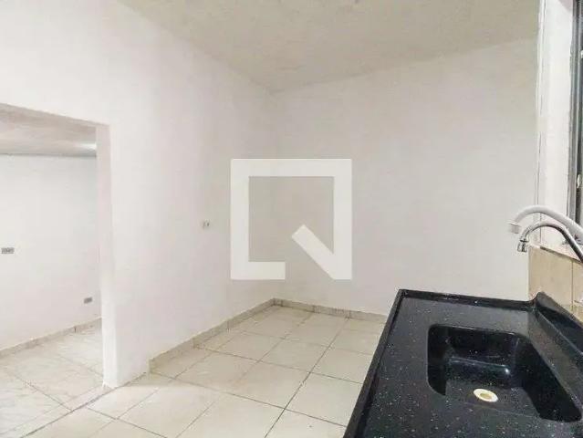 Casa / Sobrado para Locação em São Paulo/SP Lajeado 1 Quartos