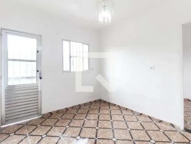 Casa / Sobrado para Locação em São Paulo/SP Lajeado 2 Quartos
