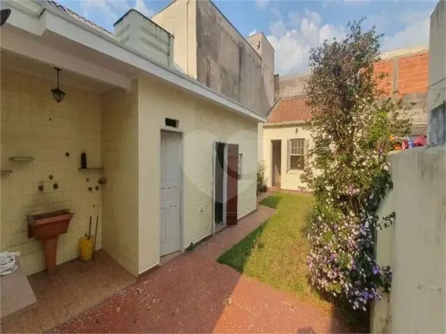 Casa / Sobrado para Locação em São Paulo/SP Lapa 2 Quartos