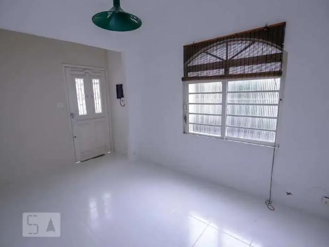 Casa / Sobrado para Locação em São Paulo/SP Lapa 2 Quartos