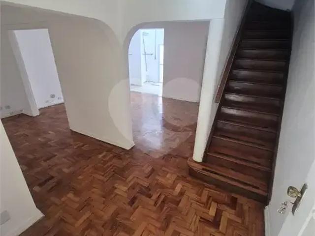 Casa / Sobrado para Locação em São Paulo/SP Lapa 3 Quartos