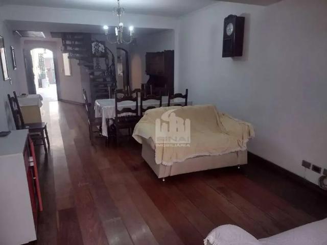 Casa / Sobrado para Locação em São Paulo/SP Luz 3 Quartos