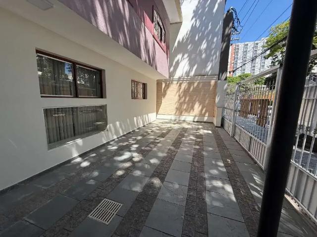 Casa / Sobrado para Locação em São Paulo/SP Moema 4 Quartos