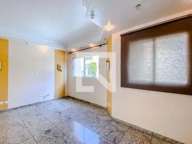 Casa / Sobrado para Locação em São Paulo/SP Mooca 3 Quartos