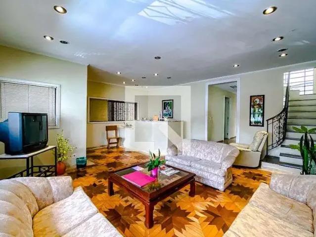 Casa / Sobrado para Locação em São Paulo/SP Mooca 8 Quartos