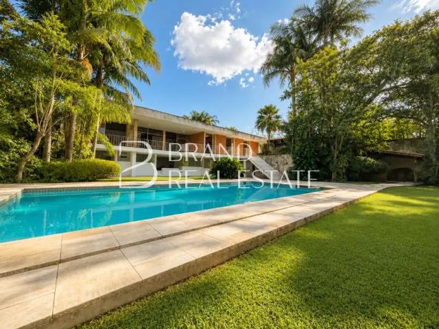 Casa / Sobrado para Locação em São Paulo/SP Morumbi 4 Quartos