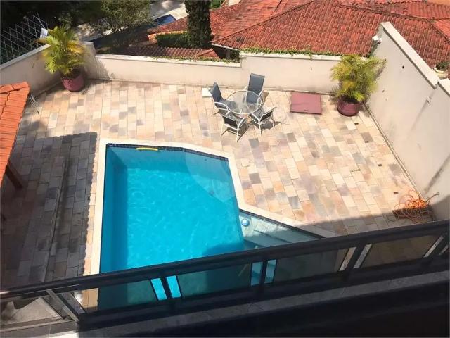 Casa / Sobrado para Locação em São Paulo/SP Morumbi 4 Quartos