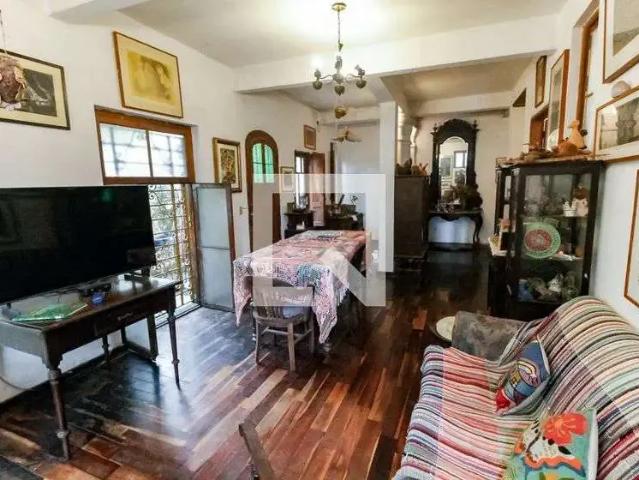 Casa / Sobrado para Locação em São Paulo/SP Morumbi 4 Quartos