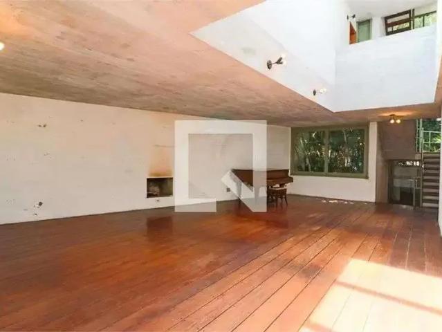 Casa / Sobrado para Locação em São Paulo/SP Morumbi 4 Quartos