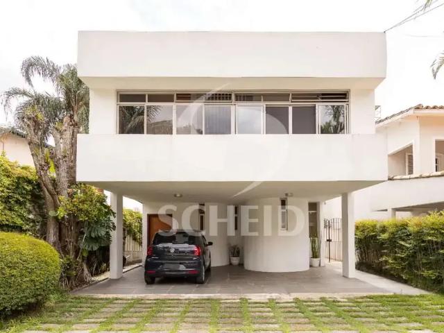 Casa / Sobrado para Locação em São Paulo/SP Morumbi 4 Quartos