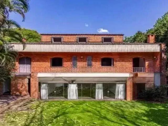 Casa / Sobrado para Locação em São Paulo/SP Morumbi 4 Quartos