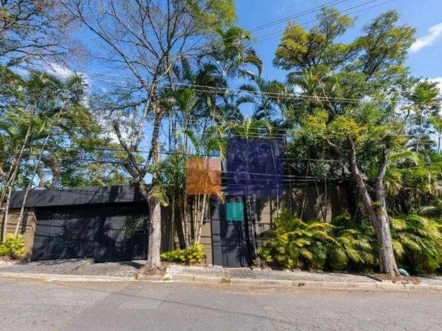 Casa / Sobrado para Locação em São Paulo/SP Morumbi 5 Quartos