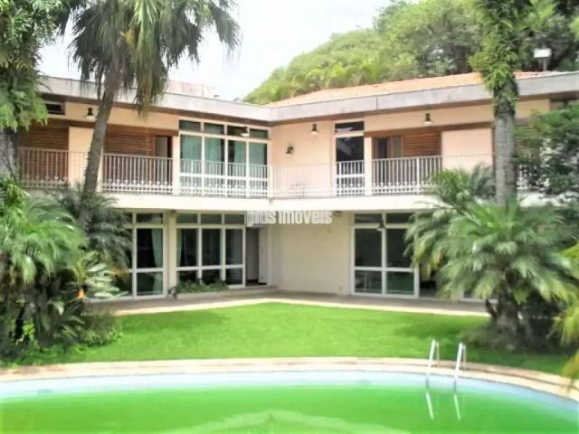 Casa / Sobrado para Locação em São Paulo/SP Morumbi 5 Quartos