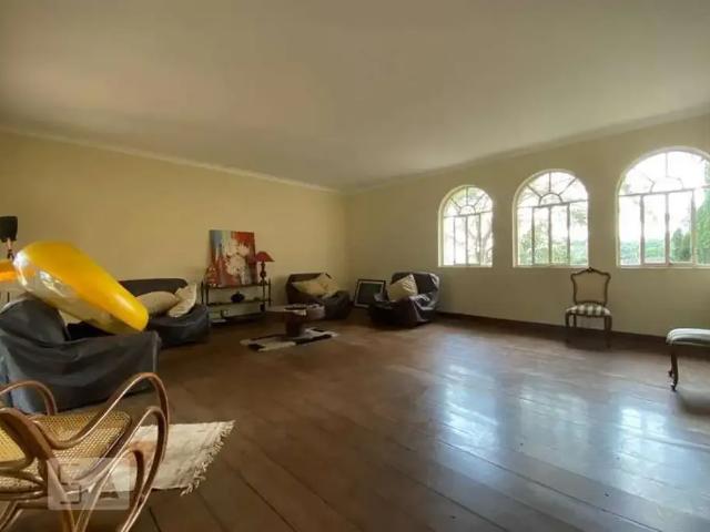 Casa / Sobrado para Locação em São Paulo/SP Morumbi 6 Quartos