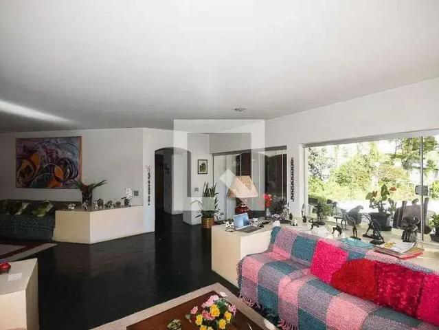 Casa / Sobrado para Locação em São Paulo/SP Morumbi 3 Quartos