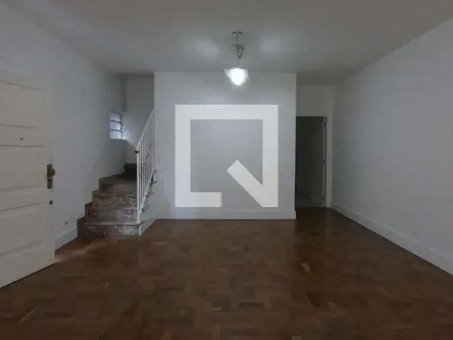 Casa / Sobrado para Locação em São Paulo/SP Morumbi 3 Quartos