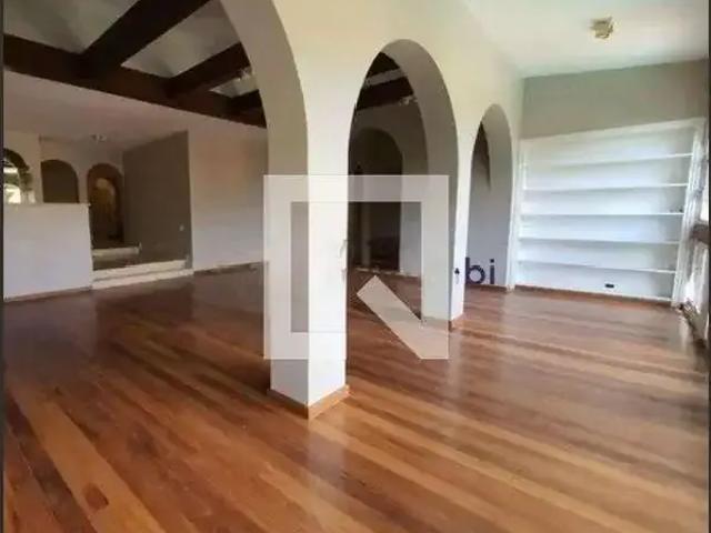 Casa / Sobrado para Locação em São Paulo/SP Morumbi 3 Quartos