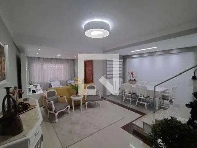 Casa / Sobrado para Locação em São Paulo/SP Mandaqui 3 Quartos