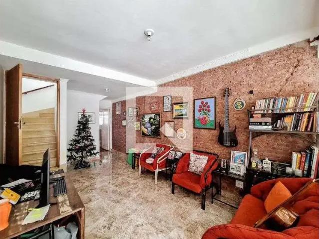 Casa / Sobrado para Locação em São Paulo/SP Mandaqui 2 Quartos