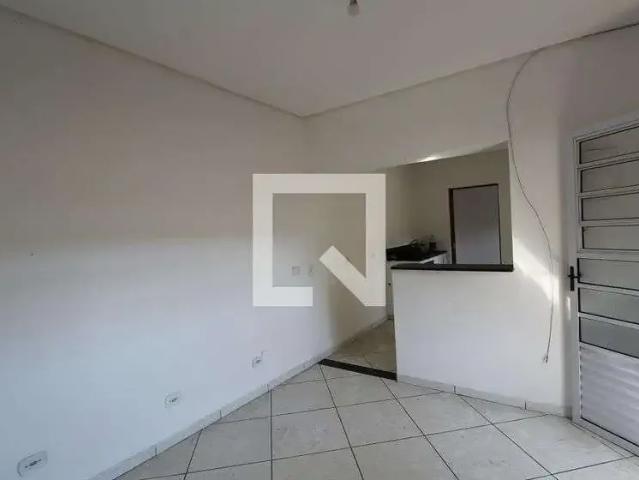 Casa / Sobrado para Locação em São Paulo/SP São Rafael 2 Quartos