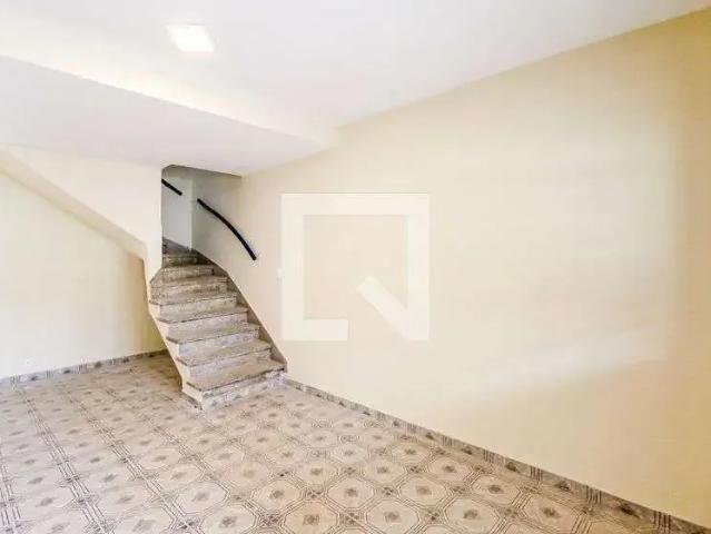 Casa / Sobrado para Locação em São Paulo/SP Santo Amaro 2 Quartos