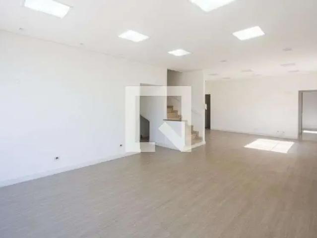 Casa / Sobrado para Locação em São Paulo/SP Santo Amaro 4 Quartos