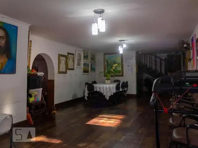 Casa / Sobrado para Locação em São Paulo/SP Santo Amaro 4 Quartos