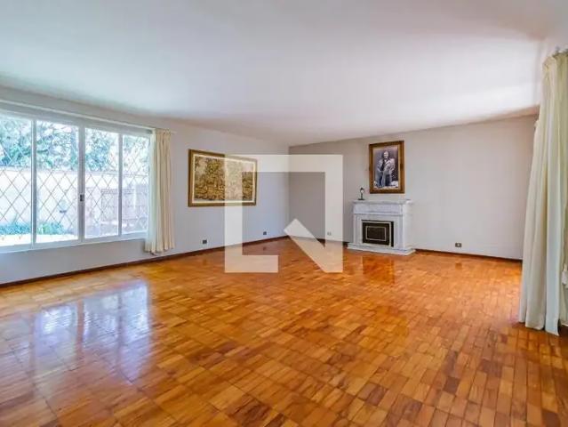 Casa / Sobrado para Locação em São Paulo/SP Santo Amaro 6 Quartos