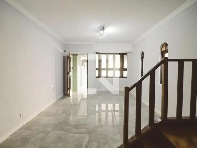 Casa / Sobrado para Locação em São Paulo/SP Santana 4 Quartos