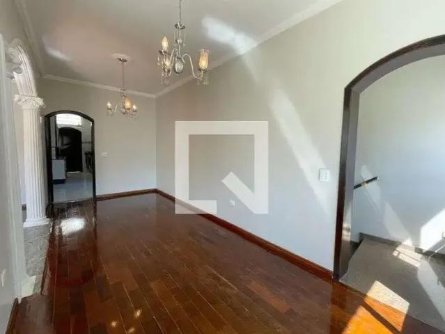 Casa / Sobrado para Locação em São Paulo/SP Santana 4 Quartos