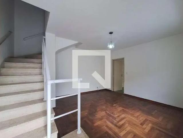 Casa / Sobrado para Locação em São Paulo/SP Santana 2 Quartos