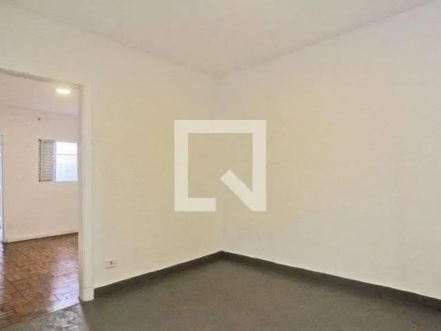 Casa / Sobrado para Locação em São Paulo/SP Santana 2 Quartos