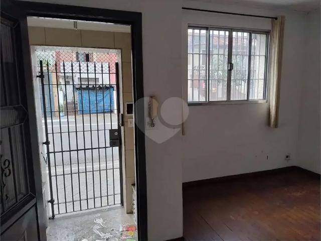 Casa / Sobrado para Locação em São Paulo/SP Santana 2 Quartos