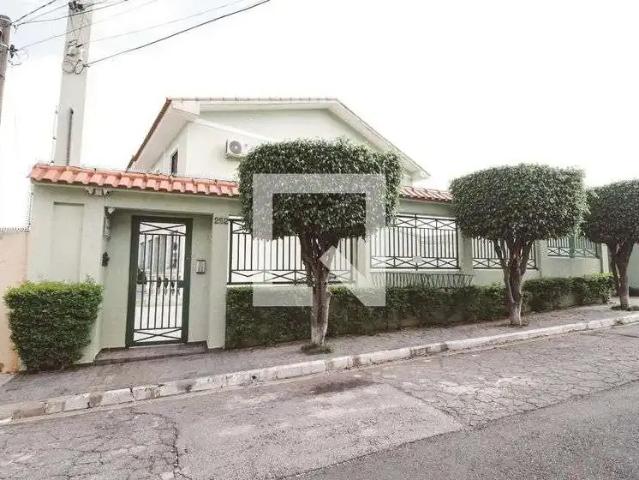 Casa / Sobrado para Locação em São Paulo/SP Santana 2 Quartos