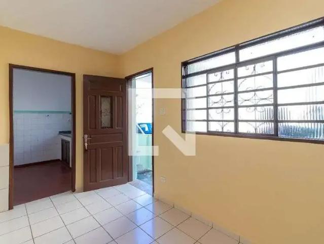 Casa / Sobrado para Locação em São Paulo/SP Santana 2 Quartos