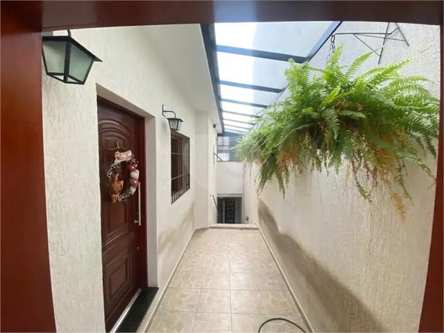 Casa / Sobrado para Locação em São Paulo/SP Santana 2 Quartos