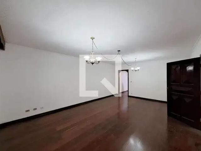 Casa / Sobrado para Locação em São Paulo/SP Santana 3 Quartos