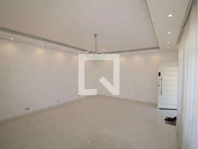 Casa / Sobrado para Locação em São Paulo/SP Santana 3 Quartos