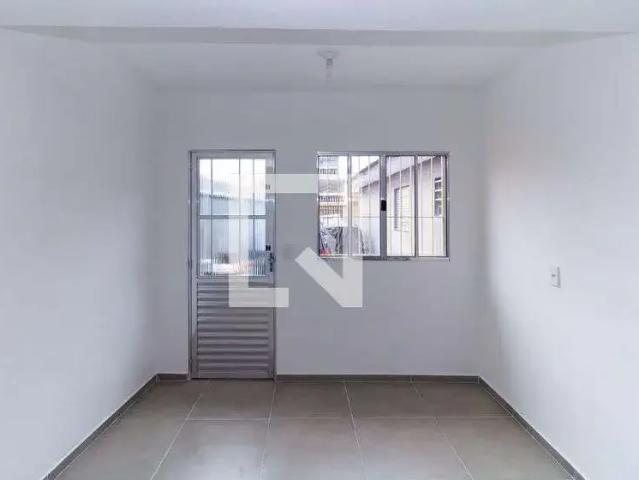 Casa / Sobrado para Locação em São Paulo/SP Sapopemba 2 Quartos