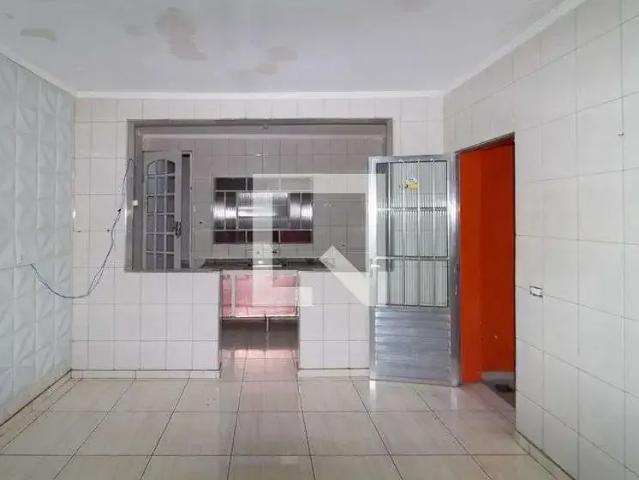 Casa / Sobrado para Locação em São Paulo/SP Sapopemba 2 Quartos