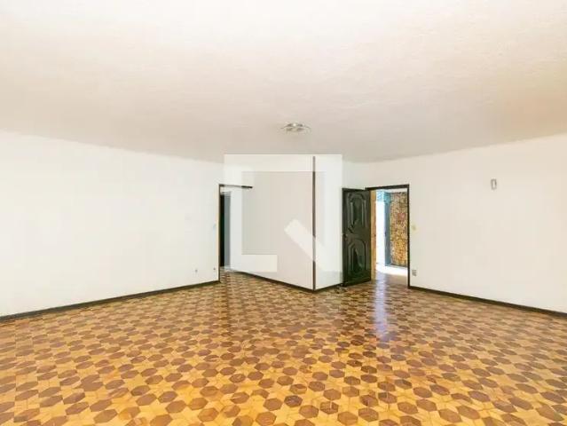 Casa / Sobrado para Locação em São Paulo/SP Sapopemba 3 Quartos