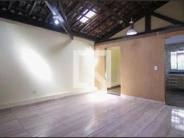 Casa / Sobrado para Locação em São Paulo/SP Sapopemba 3 Quartos