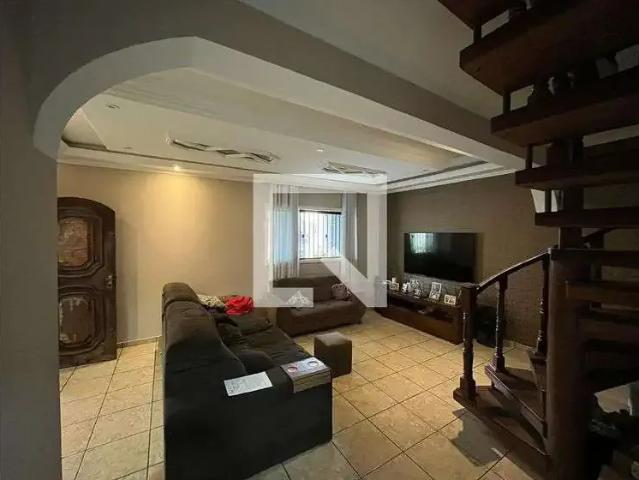 Casa / Sobrado para Locação em São Paulo/SP Sapopemba 3 Quartos